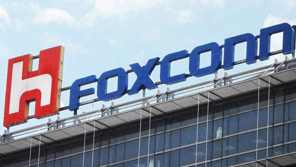 Gear Technology India » Blog Archive Apple to Double iPhone Output in ...